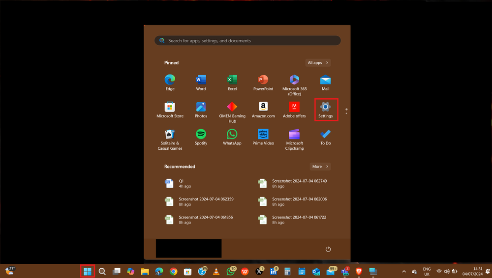 How to Ungroup Icons on the Taskbar in Windows 11